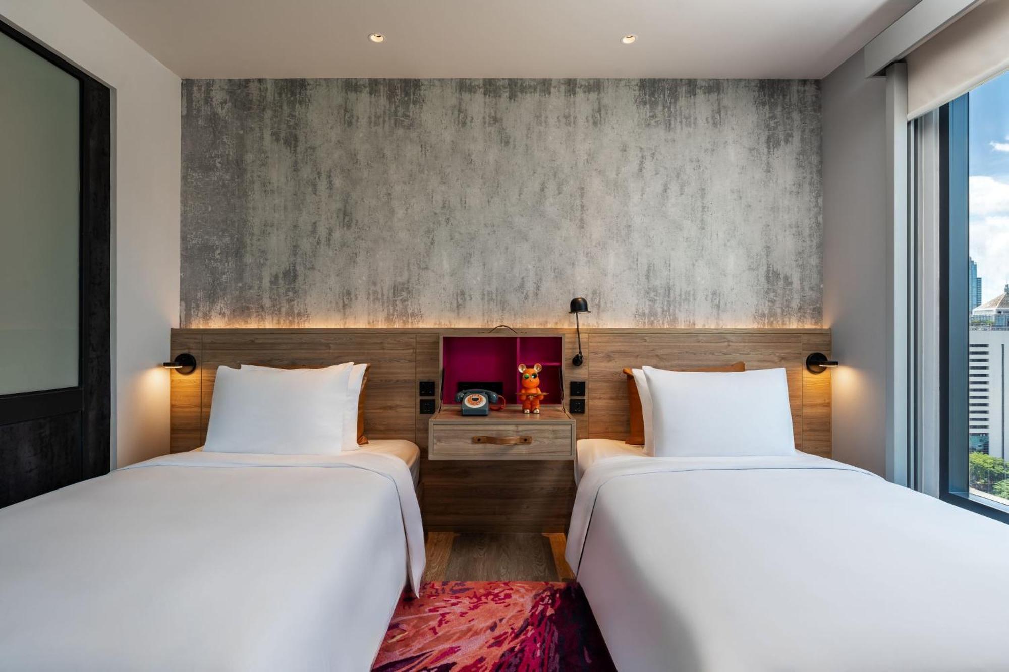 HOTEL MOXY BANGKOK RATCHAPRASONG, BANGKOK